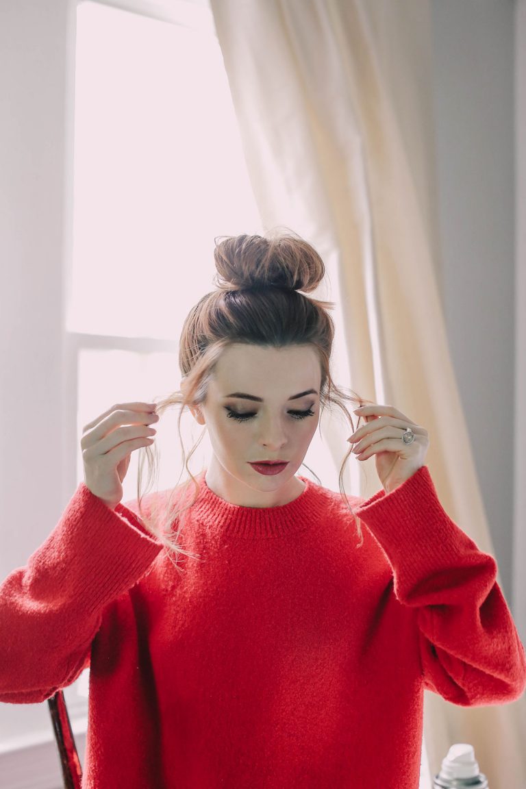 How To: The Messy Undone Bun - Sea of Shoes