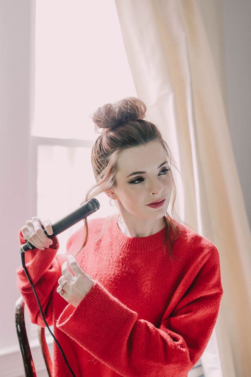 How To: The Messy Undone Bun - Sea of Shoes