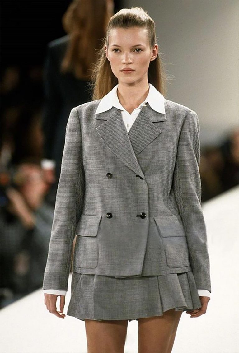 25 Vintage Outfit Ideas to Wear This Fall - Sea of Shoes